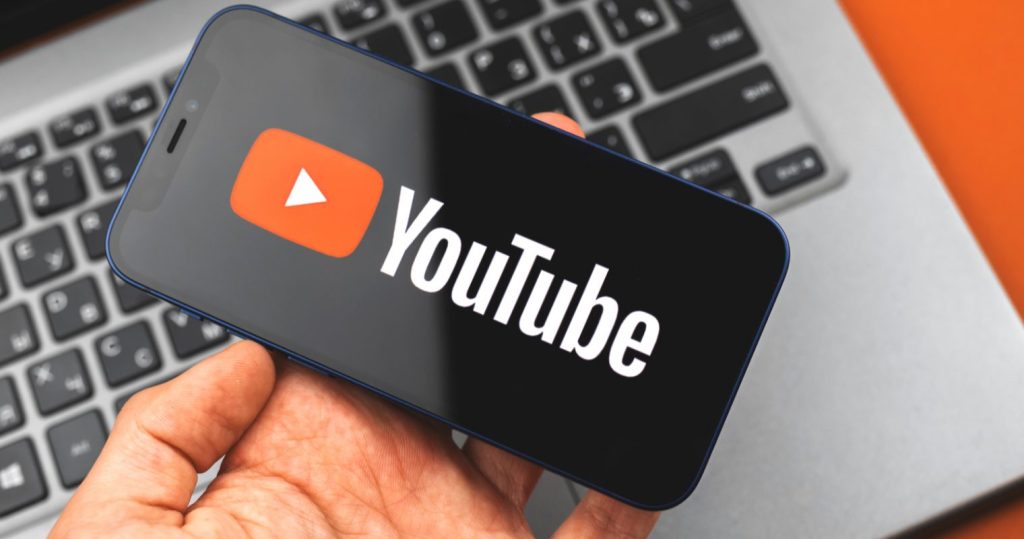 YouTube Introduces 'Play Something' Button to Find Videos - Equitypandit