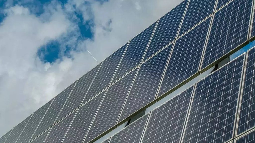 KPI Green Energy Shares Gain 2% on Securing 4.20-MW Solar Power ...