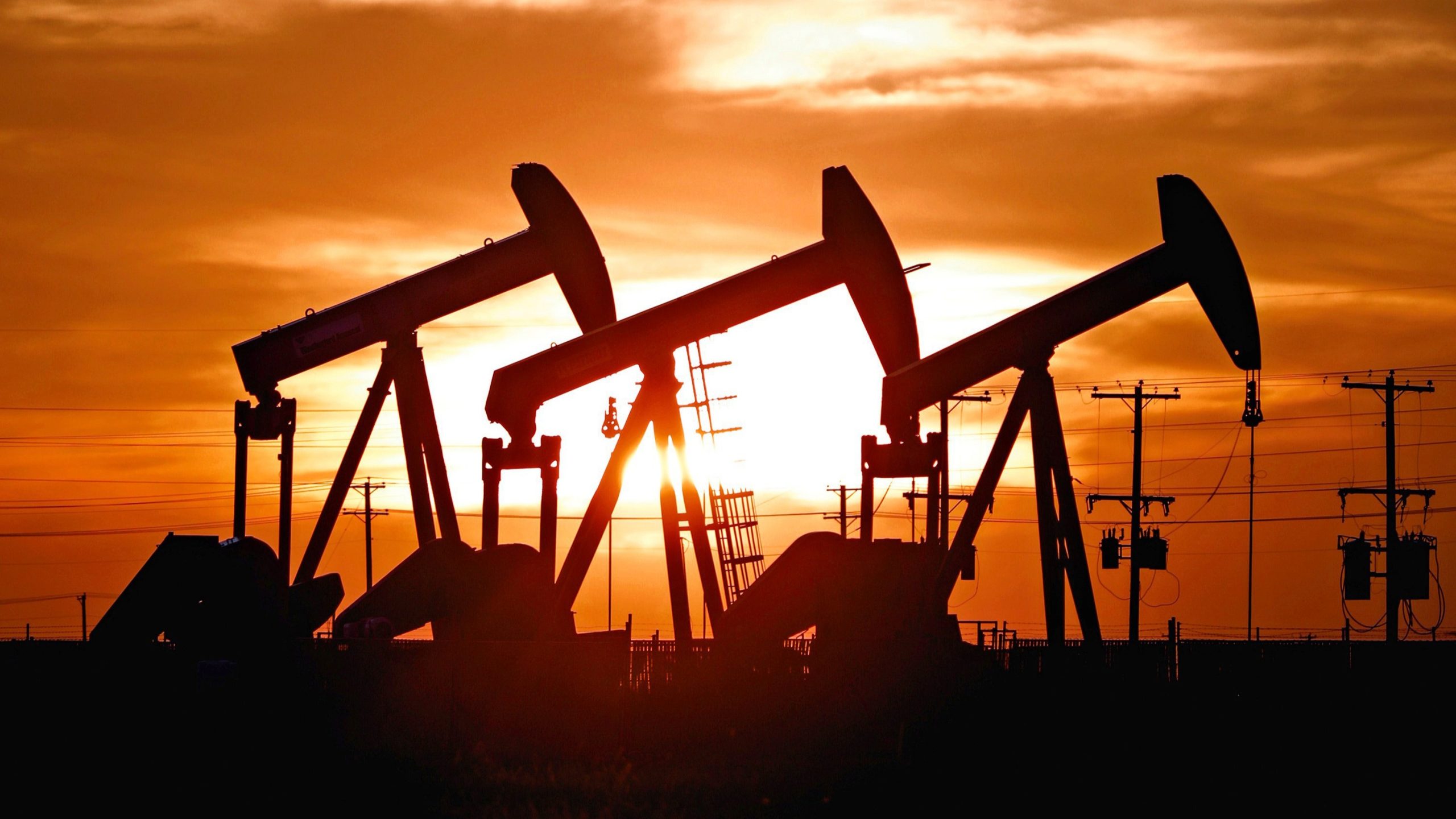 Oil Drops on Fears of Global Recession, China COVID Burst - Equitypandit