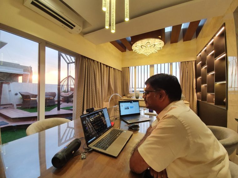 SEBI Fines Rs 6.5 crore to PR Sundar, Finfluencer Not Allowed to Trade ...