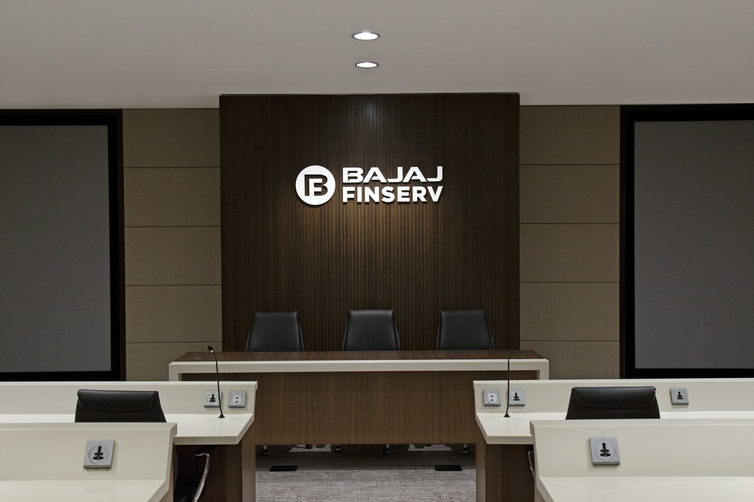 Board of Bajaj Finance Approves Issuing Rs 1,190 Crore Warrants to ...