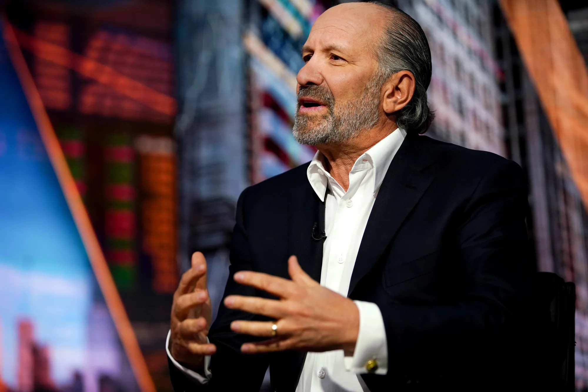 Lutnick's Firm in Talks with Tether for $2 Billion Bitcoin Lending Deal ...